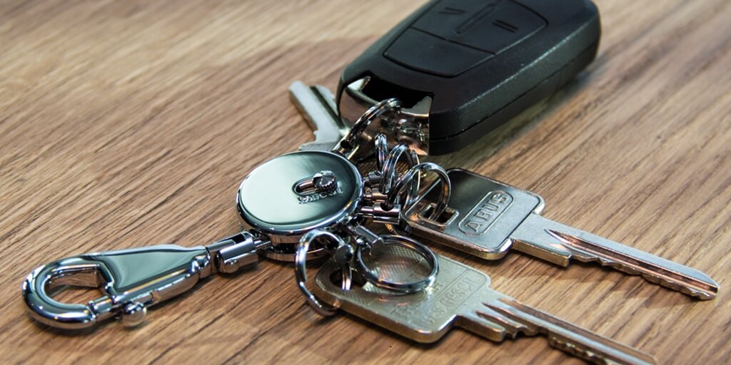 TROIKA Key Organizer and Mini Tool "TOOLINATOR" - Titanium/Black ...